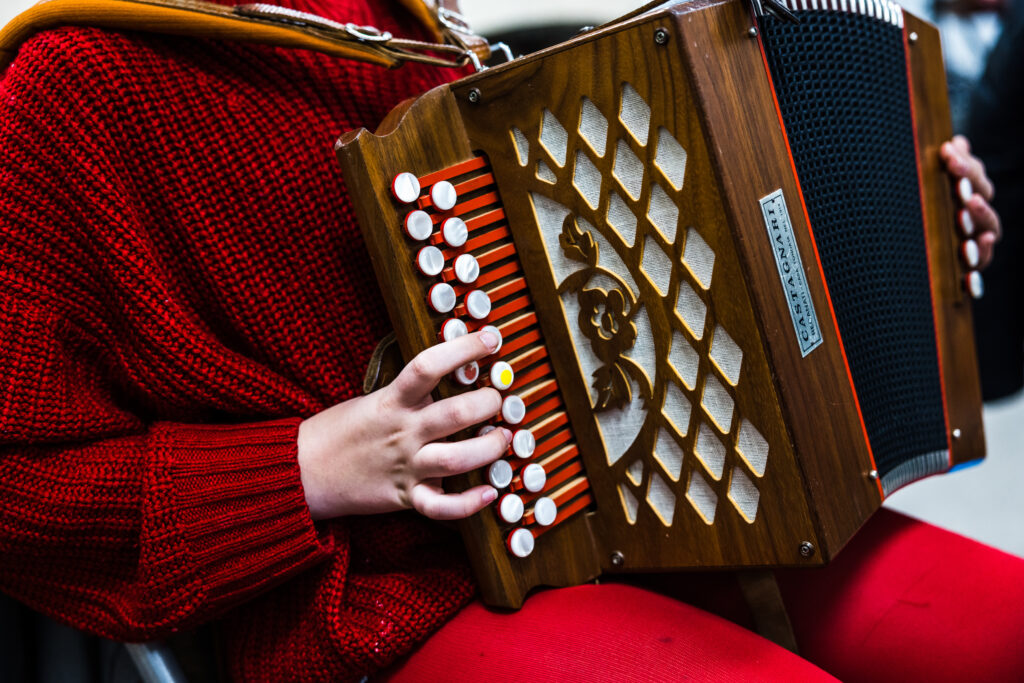 Une heure avec... la musique traditionnelle - Conservatoire de Musique ...